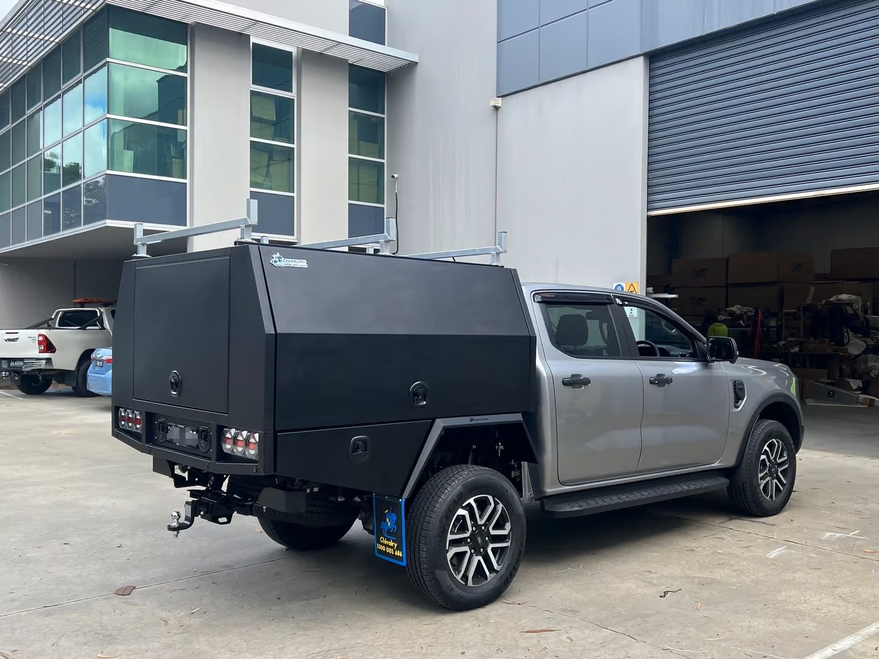 Why Tradies & 4WD Enthusiasts Rely On Aluminium Canopies | UTE Chivalry